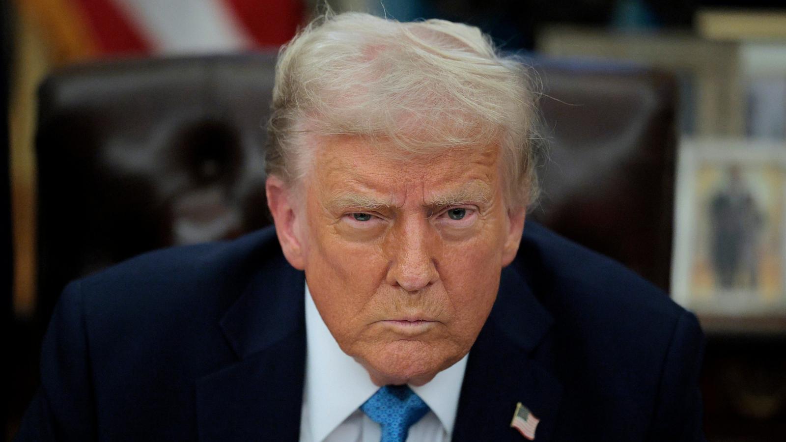 Трамп призупинив постачання Україні ще не відправленої зброї які