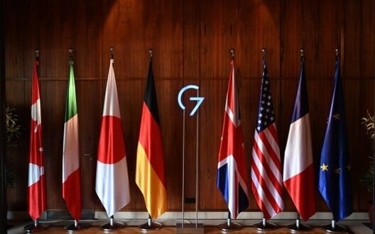 Німеччина відкинула ідею Трампа повернути Росію до G7, - Reuters. Читайте на UKR.NET