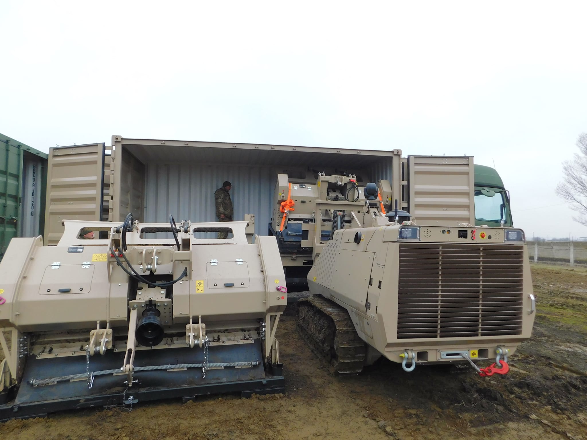 Комплексы GCS-200 будут использовать для разминирования Украины ...