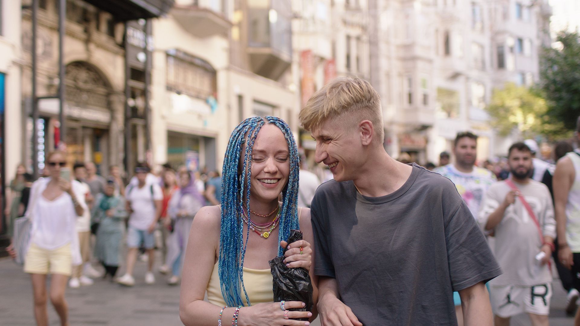 Глухі коханці: в Естонії хочуть показати фільм про "кохання українки та росіянина" | Цензор.НЕТ