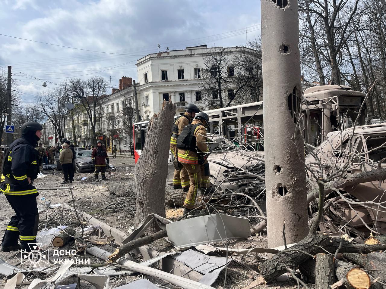 The attack on Sumy: It was the second strike that led to mass ...