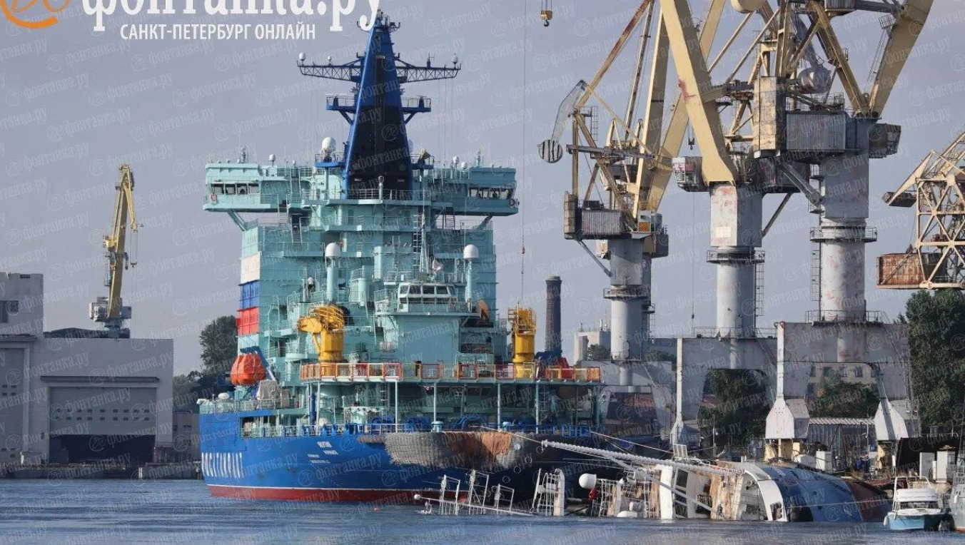 Russian tugboat "Captain Ushakov" sank in St. Petersburg | Censor.NET