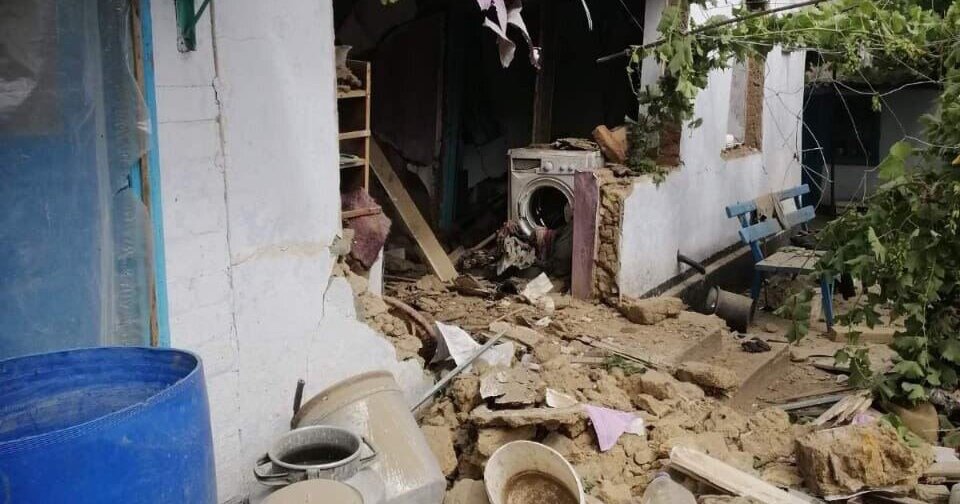 The troops of the Russian Federation shelled Zolota Balka of the ...