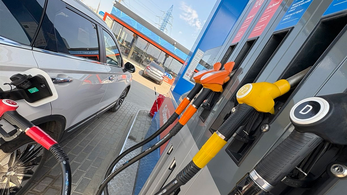 Gasoline sales restricted in Moscow: what is known? | Censor.NET