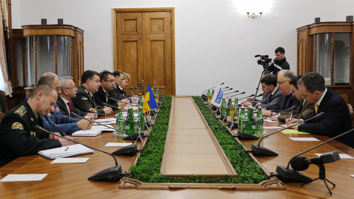 OSCE monitors Ukraine: OSCE to deploy more observers and expand ...