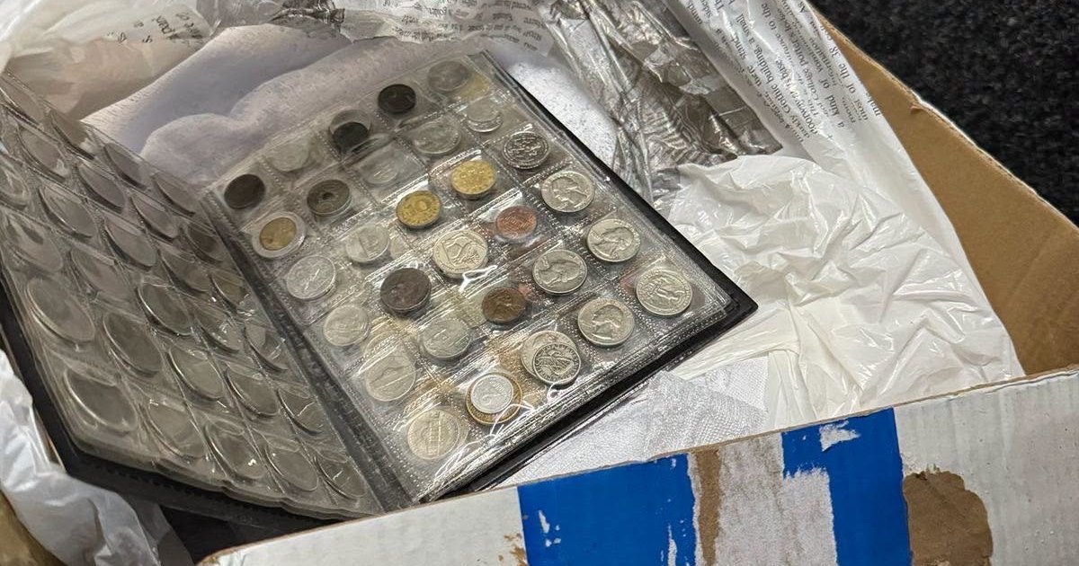 Border guards discovered antique coins and icons at the border with ...