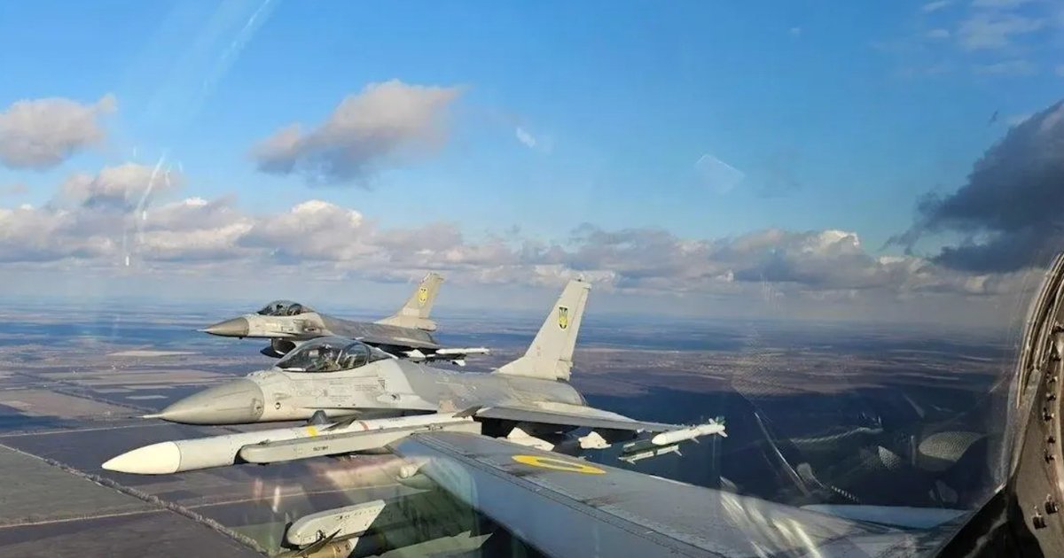 F16 України відстежують російські системи ППО | Цензор.НЕТ