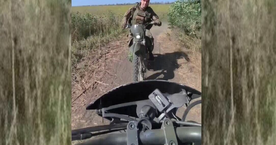 Russian motorcycle stormtroopers. Head-on collision | Censor.NET