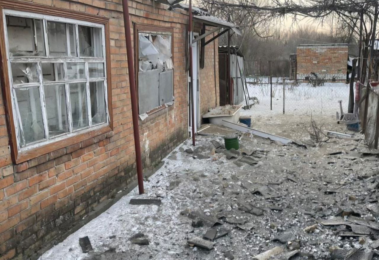 Occupiers shelled Nikopol district: houses and power lines damaged ...
